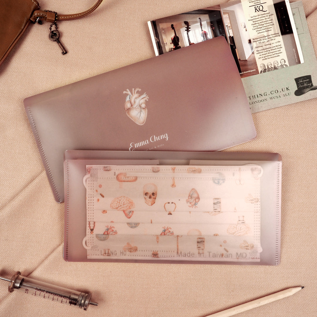 Medical Mask and Folder Set – EMMACHENG